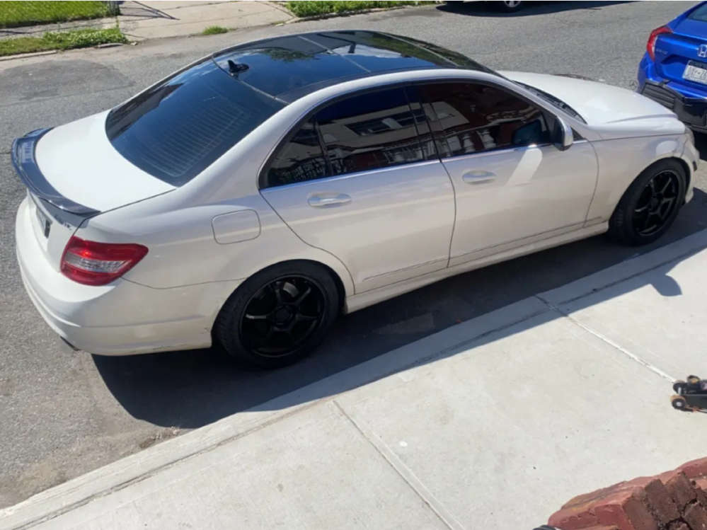 2008 Mercedes-Benz C300 with 18x8.5 42 Motegi Mr145 and 225/45R18 ...