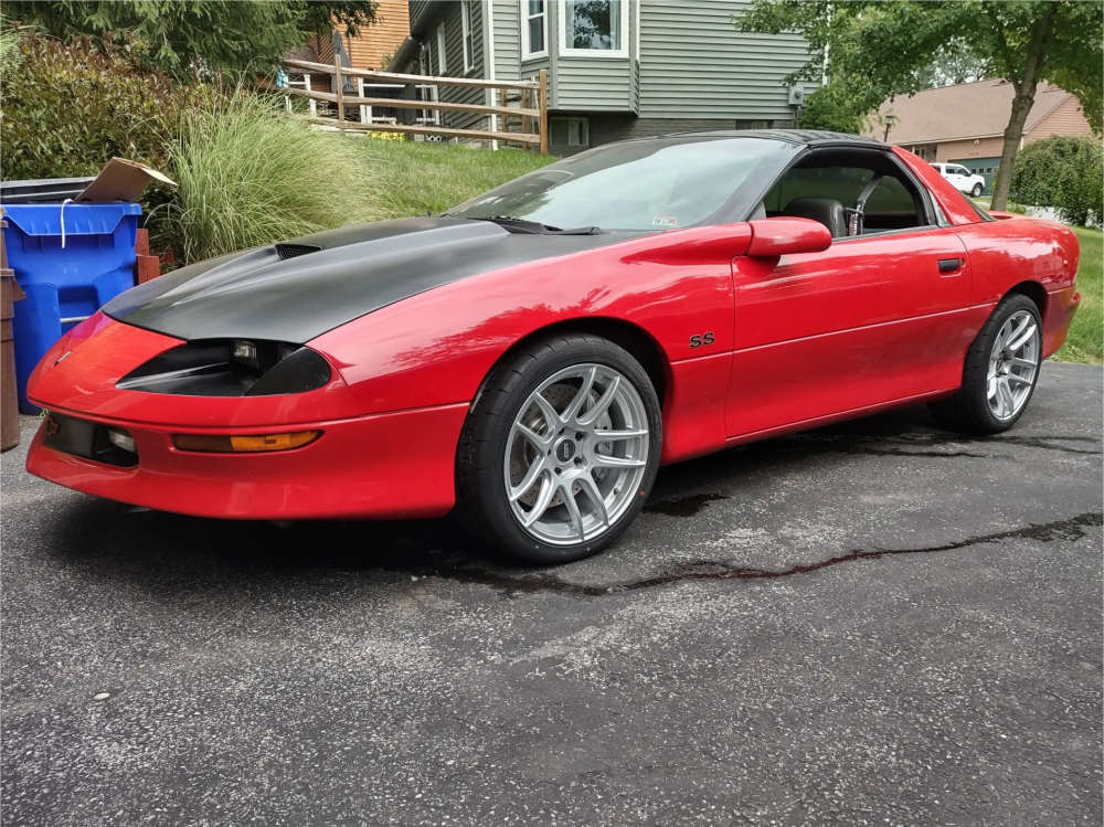 1997 Chevrolet Camaro with 18x9.5 22 ESR CS8 and 275/35R18 Yokohama ...