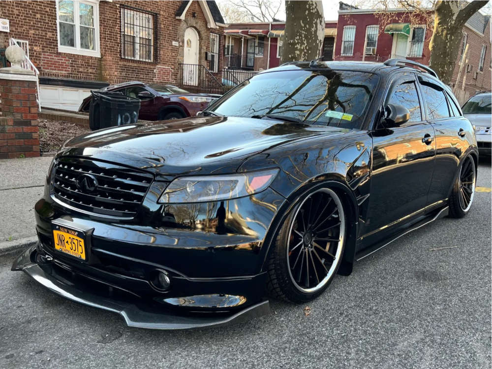 2008 INFINITI FX35 with 22x10.5 25 Ruff R3 and 265/35R22 Versatyre ...