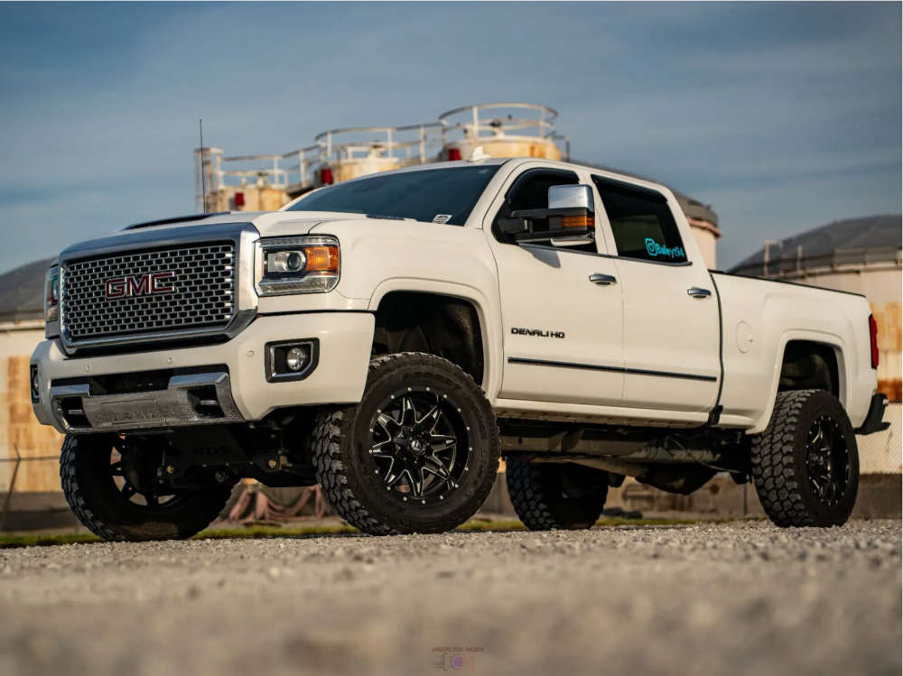 2017 GMC Sierra 2500 HD with 20x10 -24 Fuel Lethal and 35/12.5R20 ...