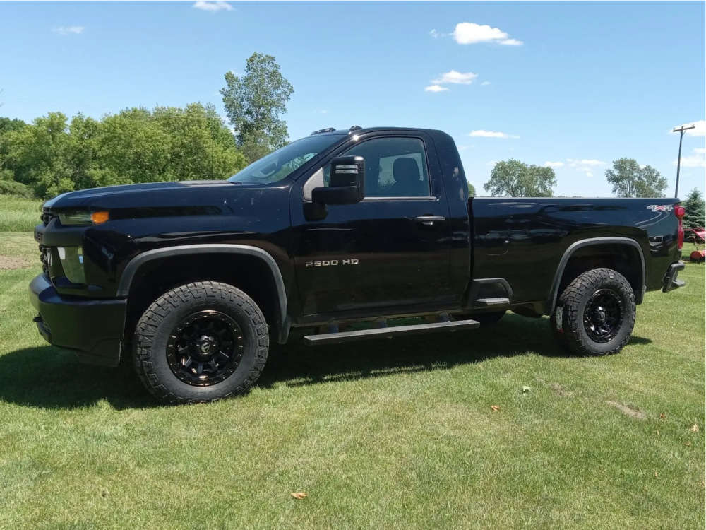 2022 Chevrolet Silverado 2500 HD with 18x9 20 Fuel Covert and 35/12.5R18 Cooper Discoverer At3 ...