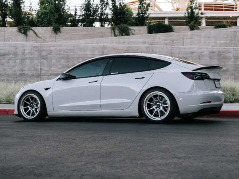 2021 Tesla 3 with 19x10 25 Konig Countergram and 275/35R19 Kumho Ecsta ...
