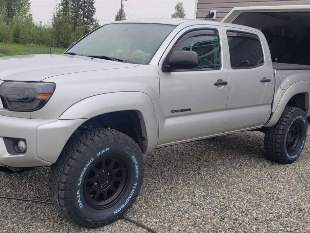 2013 Toyota Tacoma with 17x8.5 0 Method MR316 and 305/65R17 Mickey ...