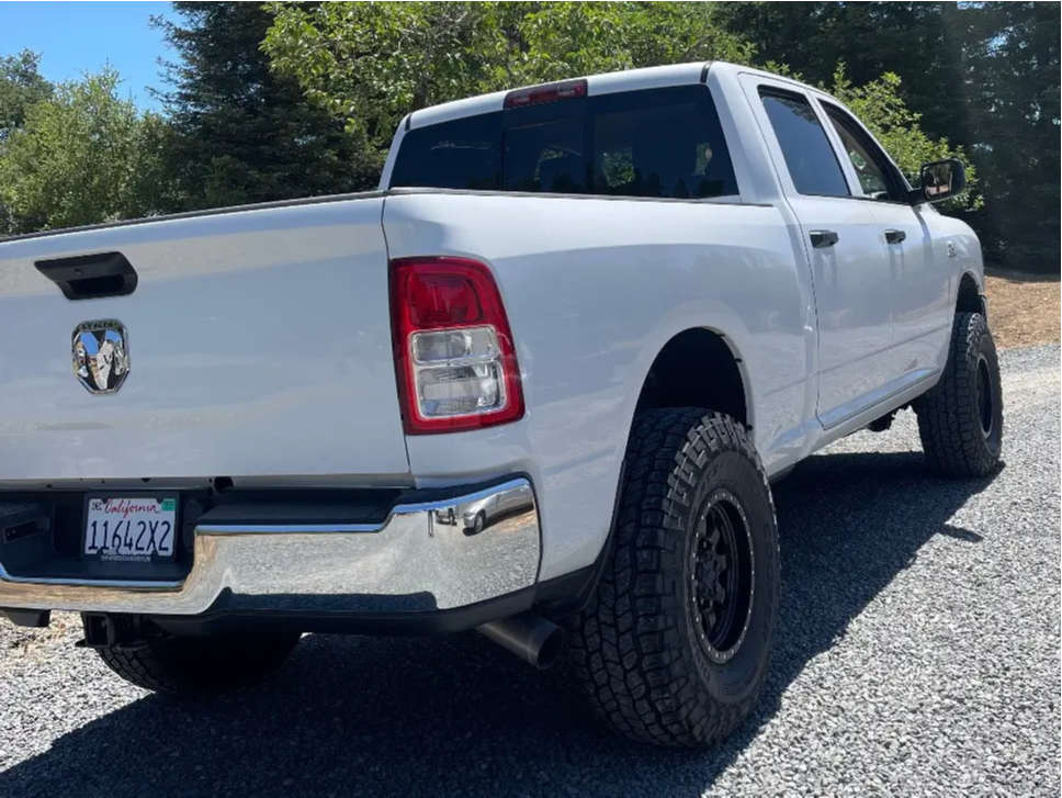 2019 Ram 2500 with 17x9 20 Raceline Avenger and 37/12.5R17 Cooper ...