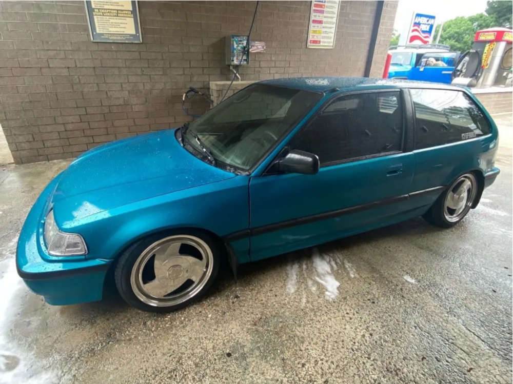 1991 Honda Civic with 16x7 48 American Racing AR-592 and 195/45R16 ...