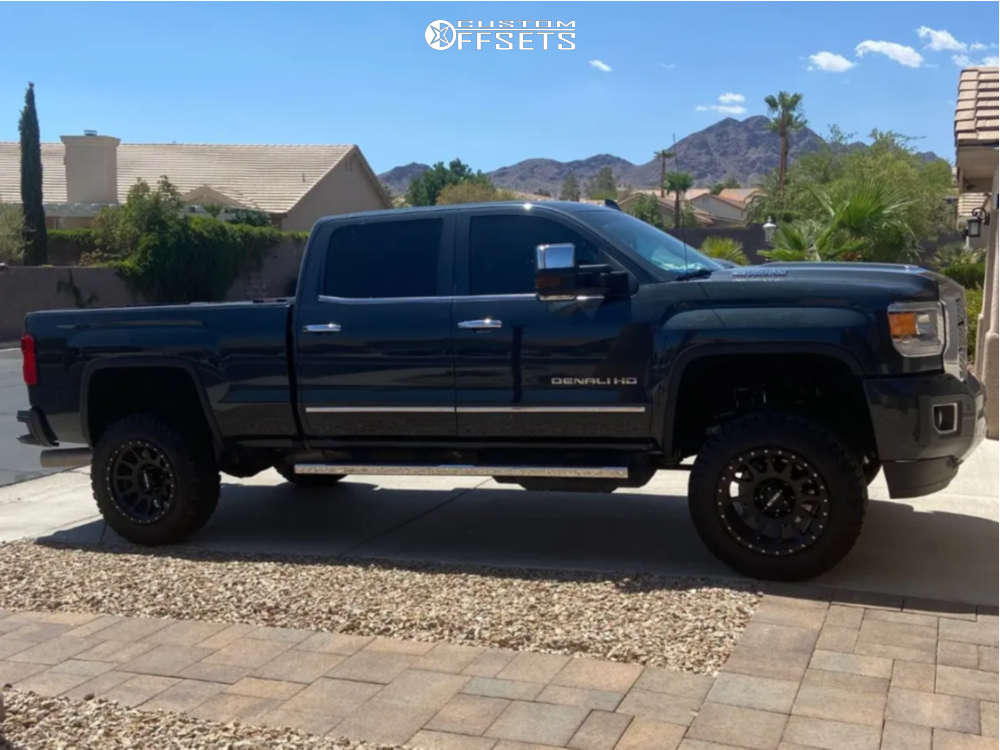 2018 GMC Sierra 2500 HD with 20x10 -18 Method 305 Nv and 275/65R20 ...
