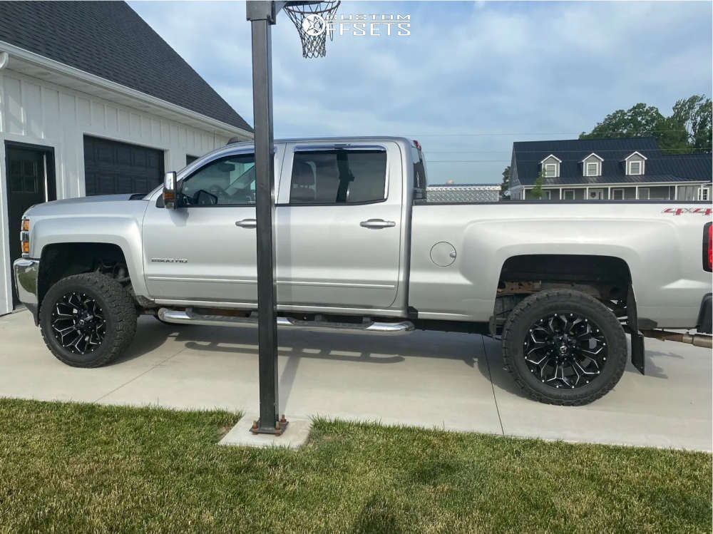 2017 Chevrolet Silverado 2500 HD with 20x10 -18 Fuel Assault and 315 ...