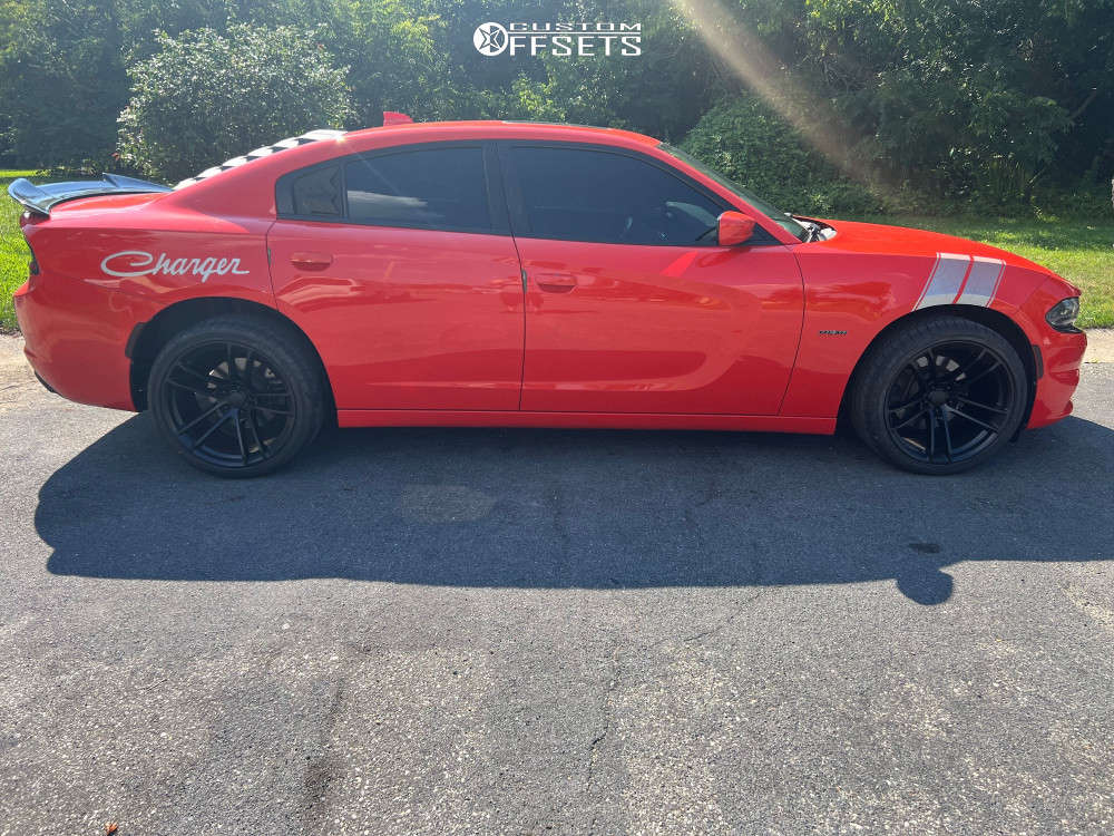 2018 Dodge Charger with 20x11 16 Voxx Replicas Hellcat Widebody 2 and ...