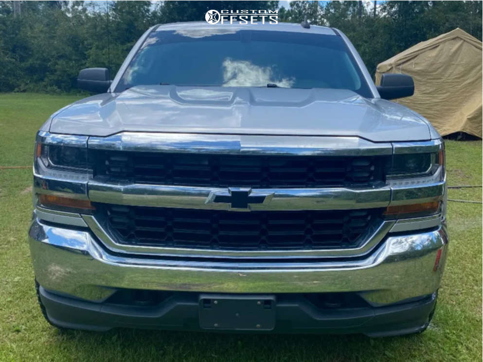 2016 Chevrolet Silverado 1500 with 20x10 -25 Vision Razor and 285/55R20 ...