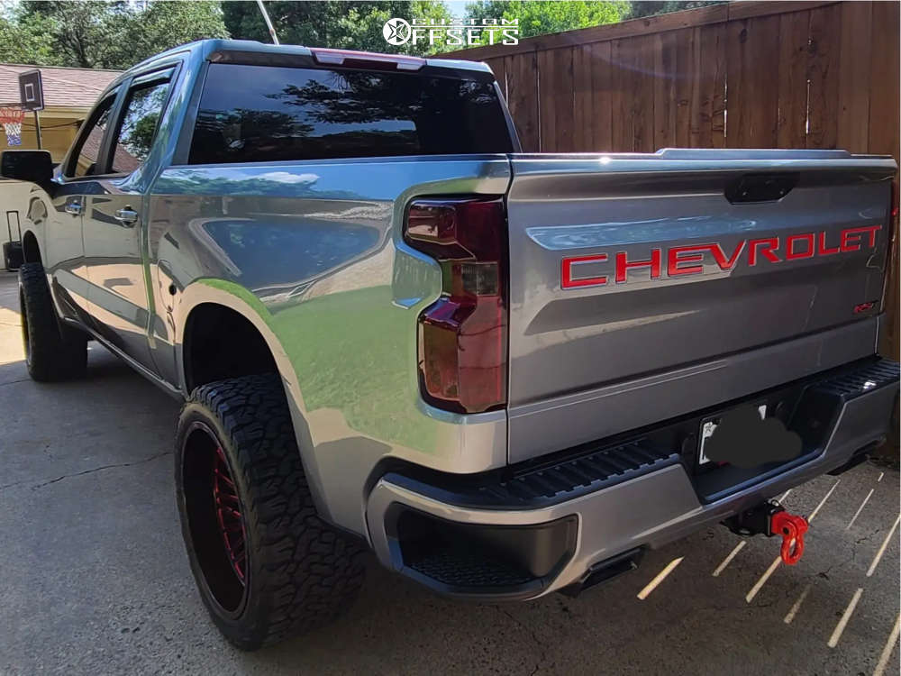 2019 Chevrolet Silverado 1500 with 22x12 -44 TIS 553BMR and 33/12.5R22 ...