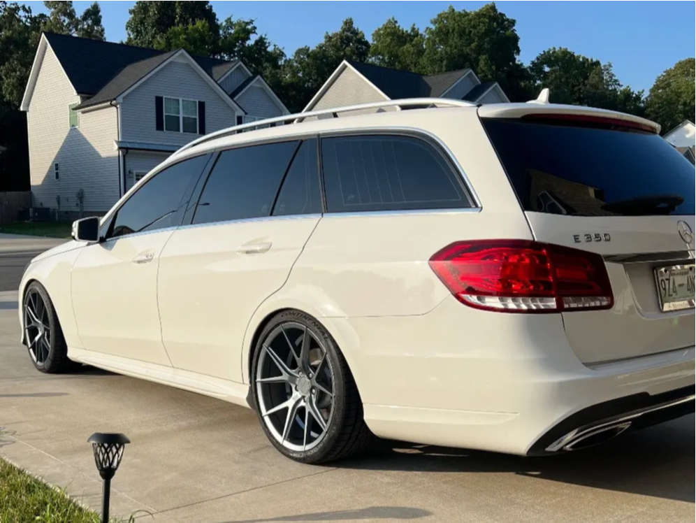 2014 Mercedes-Benz E350 with 19x8.5 35 Verde Axis and 245/35R19 ...