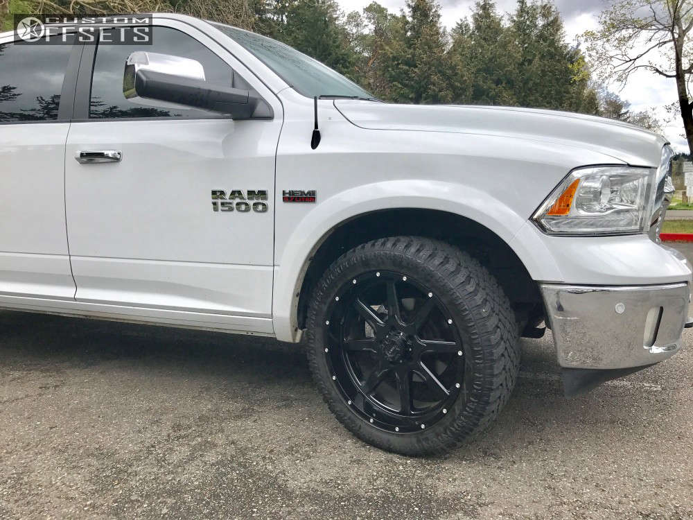 2017 Ram 1500 with 22x10 -19 Tuff T15 and 305/45R22 Atturo Trail Blade ...