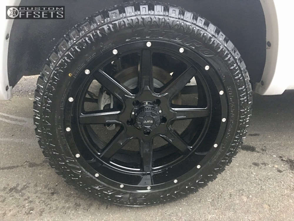 2017 Ram 1500 with 22x10 -19 Tuff T15 and 305/45R22 Atturo Trail Blade ...
