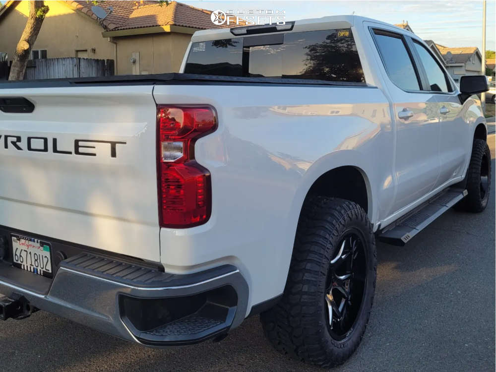 2019 Chevrolet Silverado 1500 with 20x10 -19 Hostile Rage and 33/12 ...