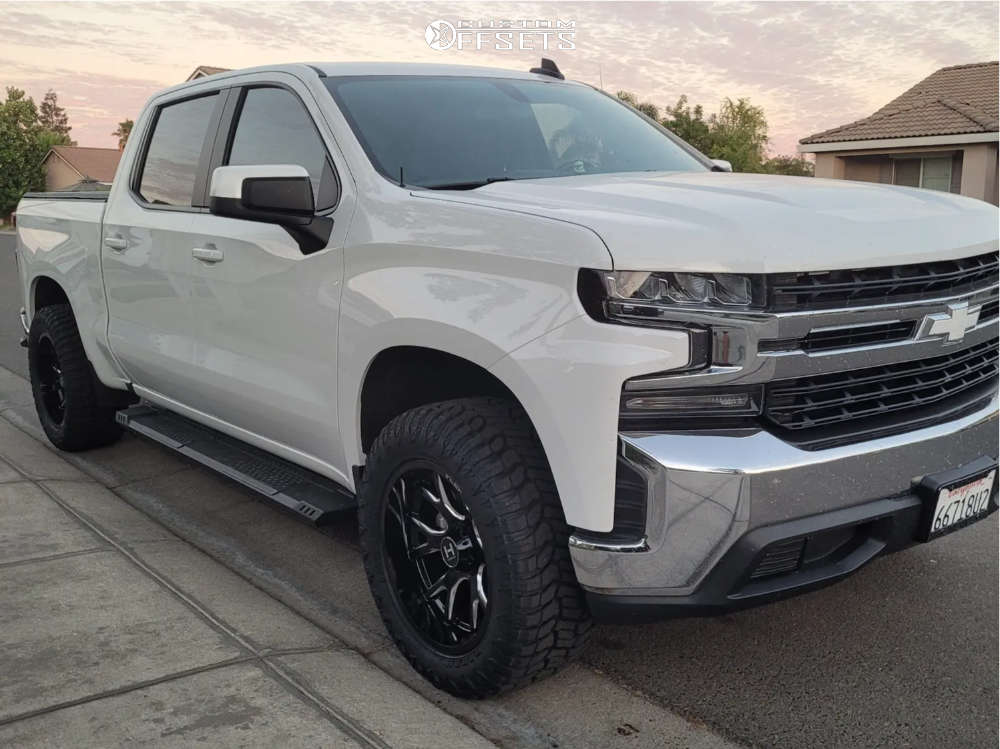 2019 Chevrolet Silverado 1500 with 20x10 -19 Hostile Rage and 33/12 ...