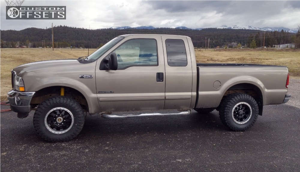 2002 Ford F-250 Super Duty with 17x9 -5 Axe Offroad 12 and 33/12.5R17 ...