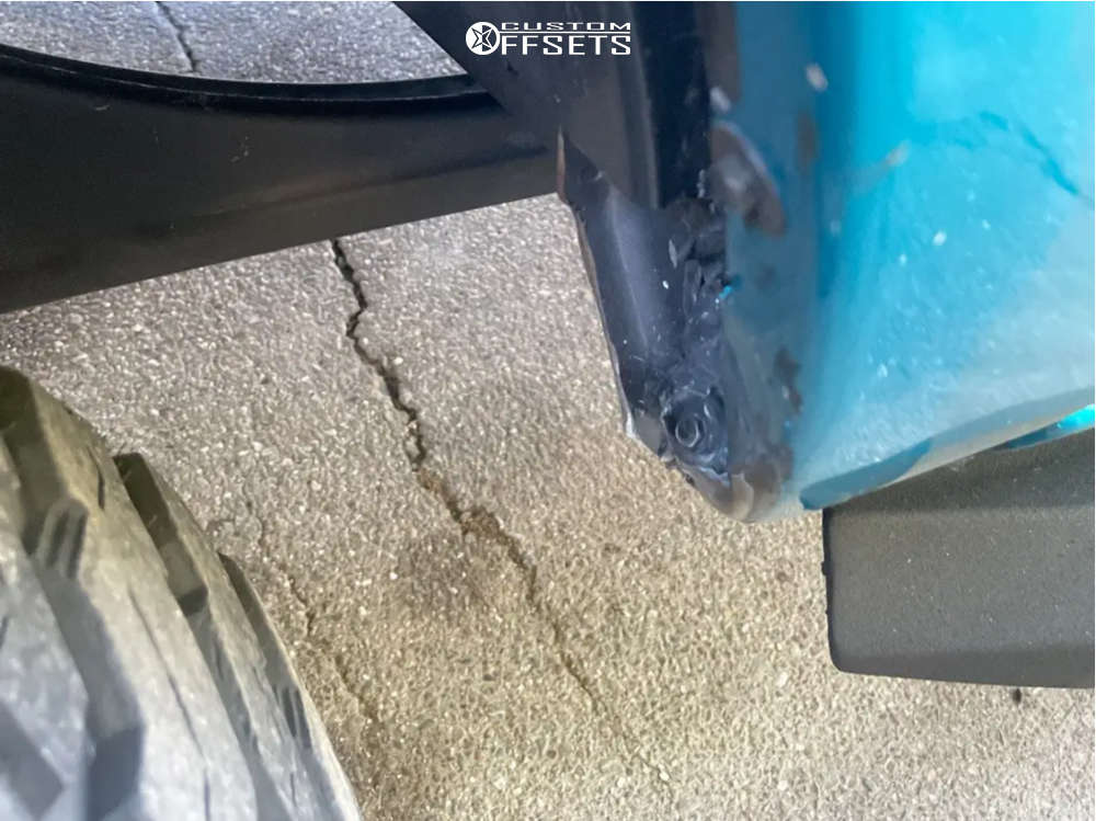 2016 Ram 2500 with 24x14 -76 Dropstars 657bm and 35/13.5R24 Radar ...