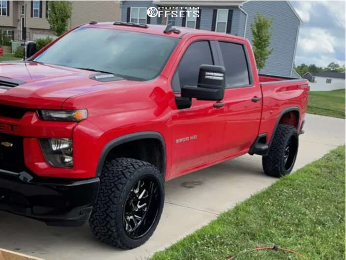 2022 Chevrolet Silverado 2500 HD with 22x12 -45 Tuff T4B and 33/12.5R22 ...