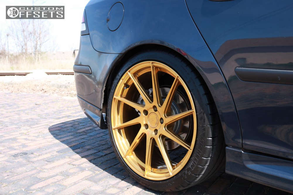 2004 Saab 9-3 with 19x9.5 35 Avant Garde M621 and 255/35R19 Michelin ...