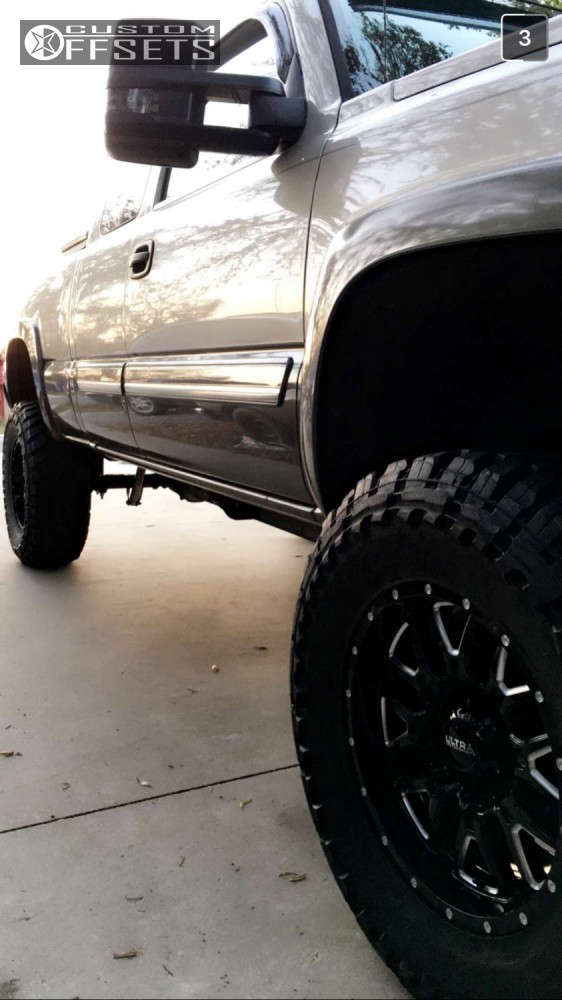 2007 Chevrolet Silverado 1500 Classic with 18x9 -12 Ultra Hunter and 35 ...