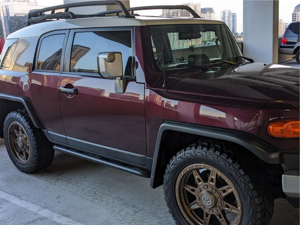 2007 Toyota FJ Cruiser with 20x9 18 Anthem Off-Road Rogue and 275/55R20 ...