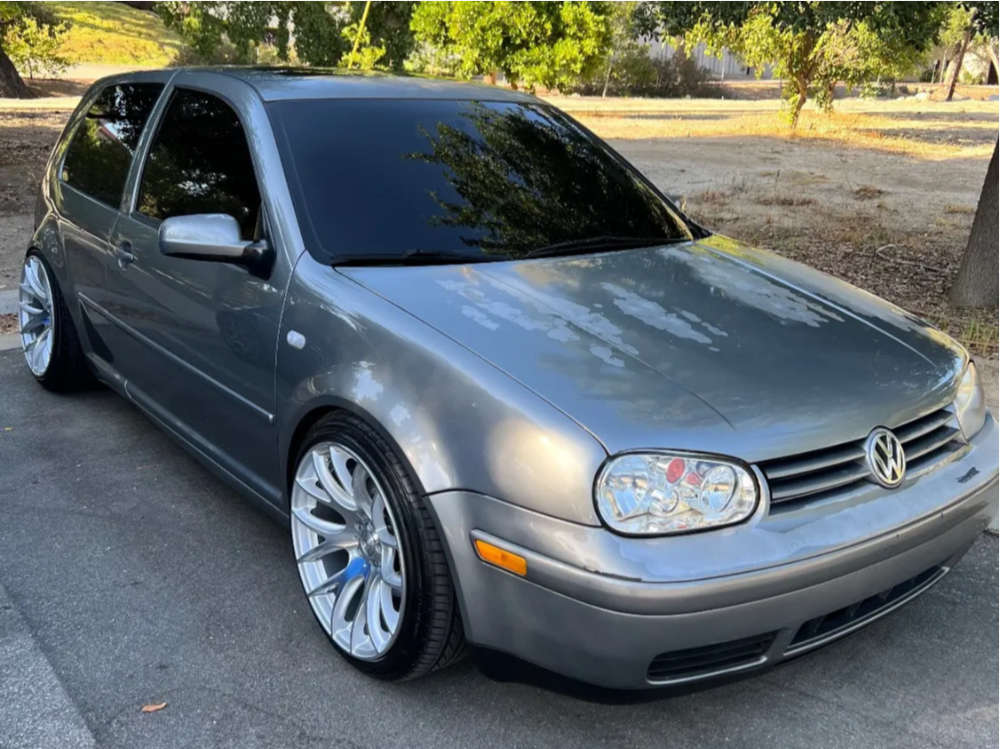2003 Volkswagen Golf with 18x9.5 35 3SDM 0.01 and 225/40R18 Delinte D7 ...