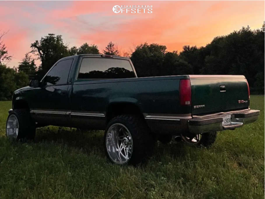 1996 GMC C1500 with 22x14 -76 American Truxx Warrior and 33/12.5R22 AMP ...
