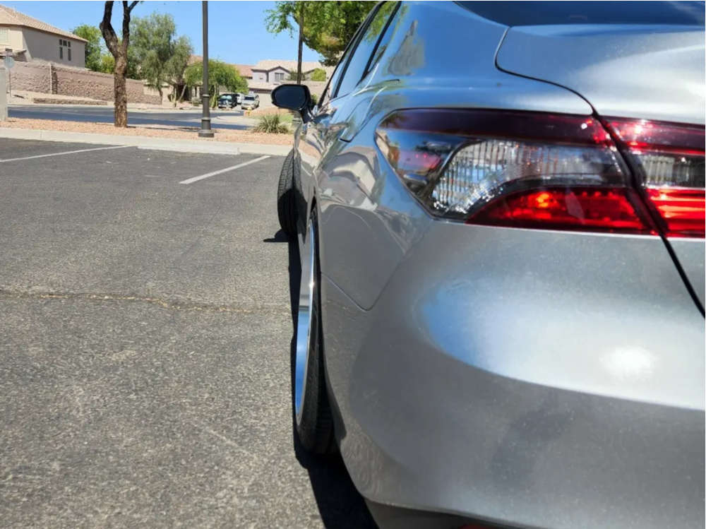 2022 Toyota Camry with 20x9 35 XXR 527d and 245/35R20 Sentury Touring ...