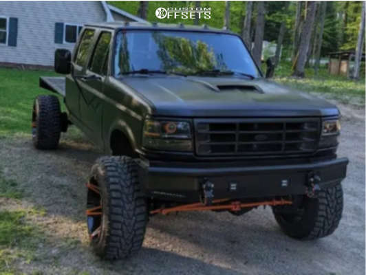 Versatyre MXT 36x13.50R22 | 22361350VERSATYRE F MXT | Custom Offsets