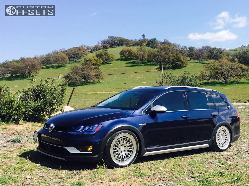 2017 Volkswagen Golf Alltrack with 18x8.5 40 Radi8 R8a10 and 225/40R18 ...