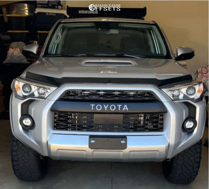 2022 Toyota 4Runner with 17x9 -12 KMC Km542 and 265/70R17 Nitto Ridge ...
