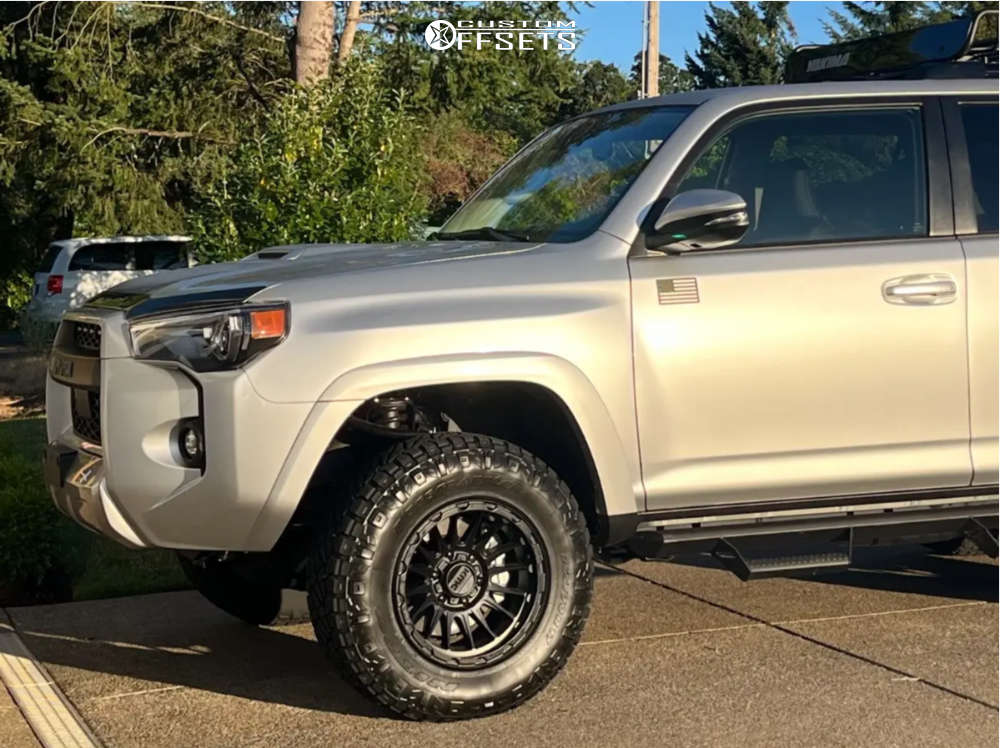 2022 Toyota 4Runner with 17x9 -12 KMC Km542 and 265/70R17 Nitto Ridge ...