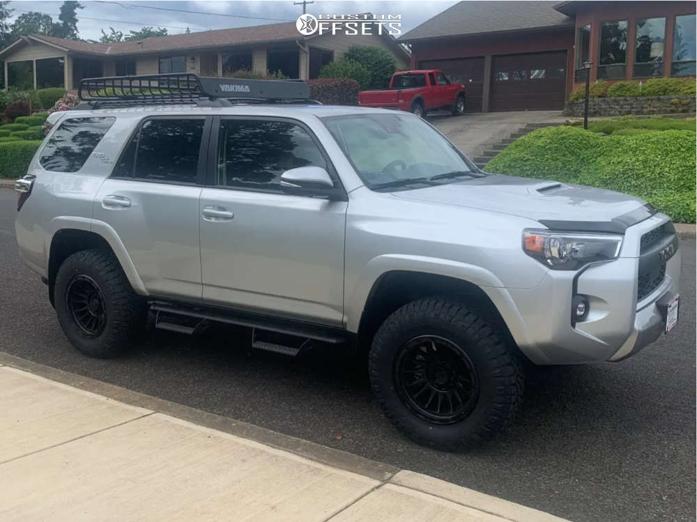 2022 Toyota 4Runner with 17x9 -12 KMC Km542 and 265/70R17 Nitto Ridge ...