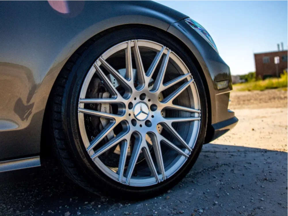 2012 Mercedes-Benz CLS550 with 20x9 20 Verde Form Vff01 and 255/30R20 ...