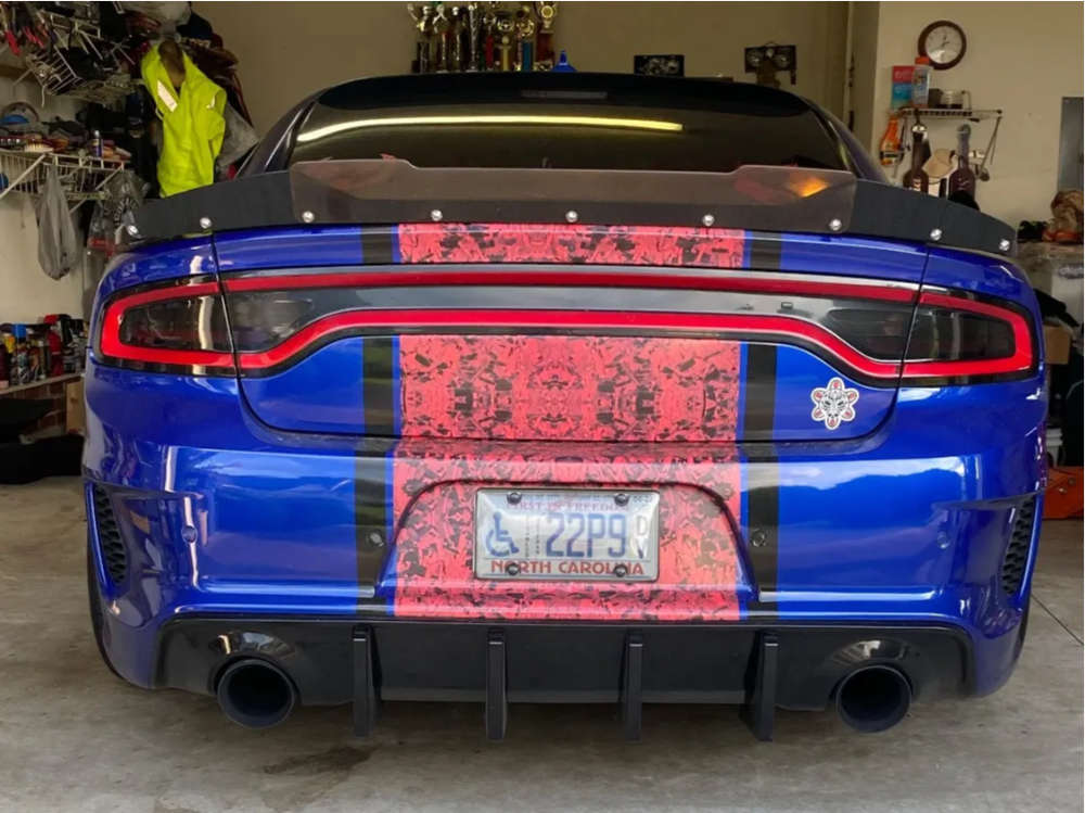2019 Dodge Charger with 20x12 0 Ferrada CM1 and 305/35R20 Cooper Zeon ...