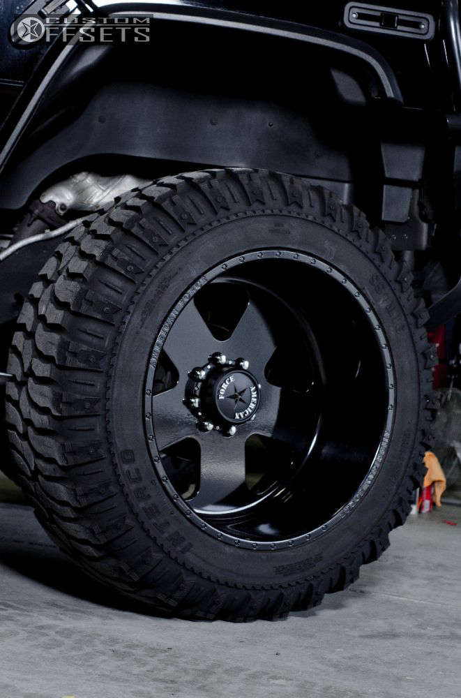 2005 Hummer H2 with 24x14 -70 American Force TARGET SS and 40/14.5R24 ...