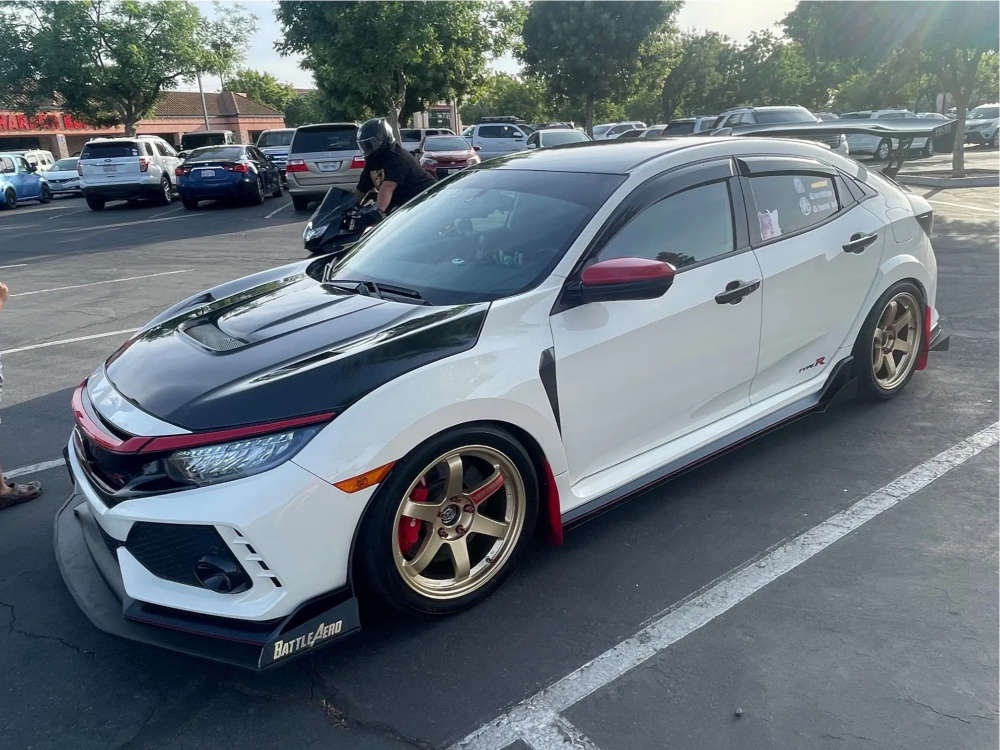 2018 Honda Civic with 18x9.5 38 Volk Te37sl and 265/35R18 Toyo Tires ...