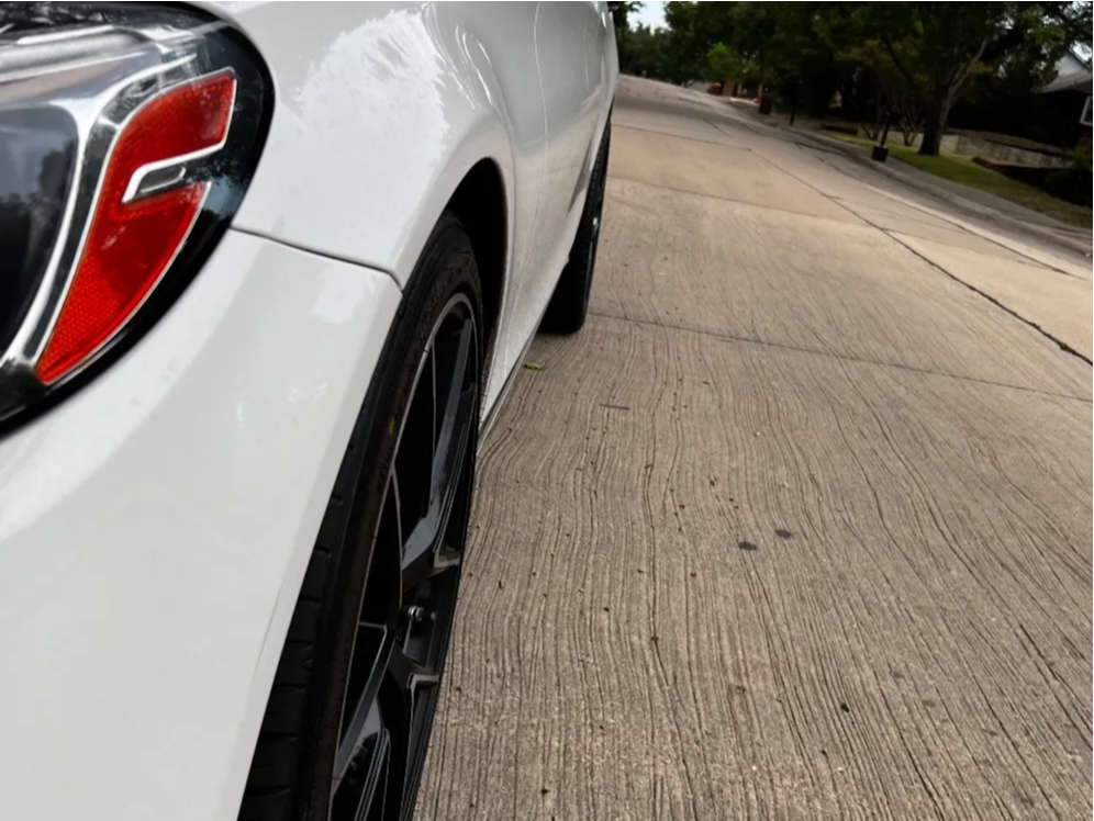 2017 Mercedes-Benz C300 with 19x8 40 Moda MD27 and 225/40R19 Falken ...