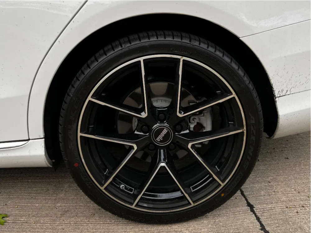 2017 Mercedes-Benz C300 with 19x8 40 Moda MD27 and 225/40R19 Falken ...