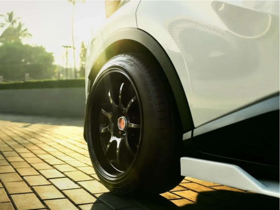 2020 Toyota C-HR with 18x9.5 33 Work D9r and 225/45R18 Toyo Tires ...