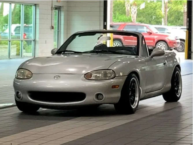 2000 Mazda Miata with 15x8 25 Konig Countergram and 205/50R15 ...