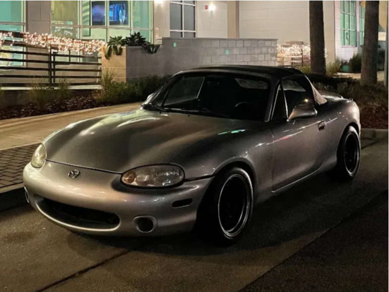 2000 Mazda Miata with 15x8 25 Konig Countergram and 205/50R15 ...