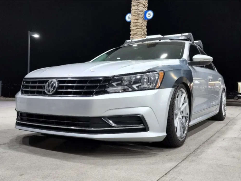 2017 Volkswagen Passat with 19x8.5 42 Ferrada FR4 and 235/40R19 ...