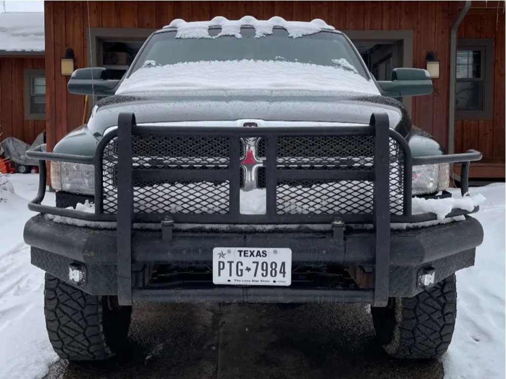 2001 Dodge Ram 2500 with 18x9 0 Pro Comp Series 32 and 35/12.5R18 Nitto ...