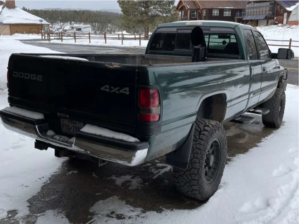 2001 Dodge Ram 2500 with 18x9 0 Pro Comp Series 32 and 35/12.5R18 Nitto ...
