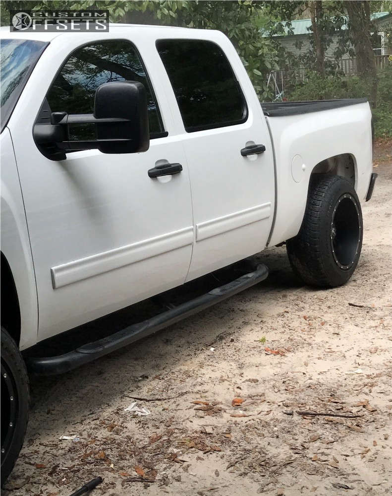 2011 Chevrolet Silverado 1500 with 20x12 -44 TIS 535B and 275/60R20 ...