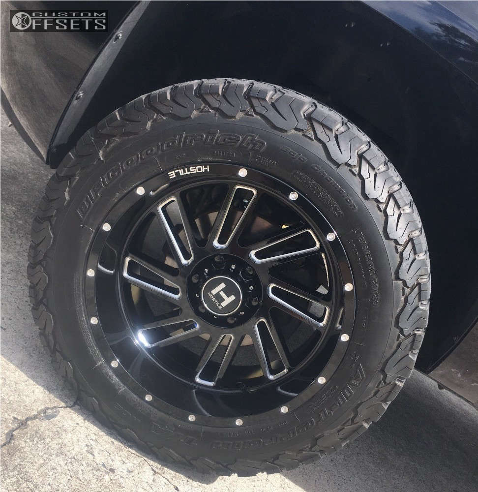 2007 Chevrolet Avalanche with 20x10 -19 Hostile Stryker and 275/65R20 ...