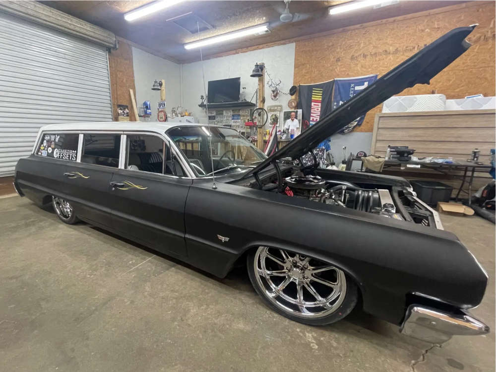 1964 Chevrolet Impala with 20x8.5 1 US Mags Rambler and 245/35R20 ...