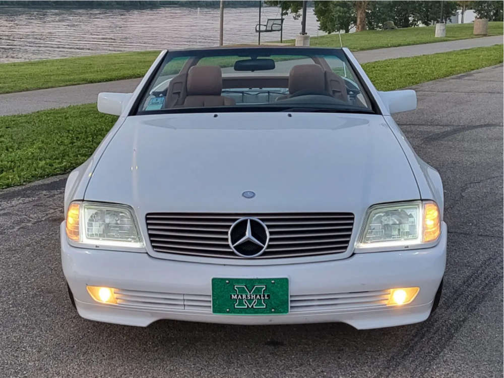 1992 Mercedes-Benz 500SL with 19x8.5 25 Ferrada FR2 and 235/35R19 ...