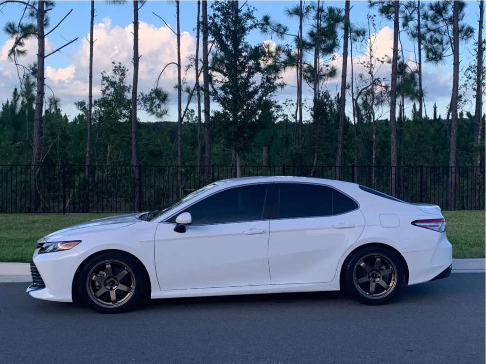 2018 Toyota Camry with 18x8 35 AVID1 Av6 and 235/45R18 Vercelli Strada ...